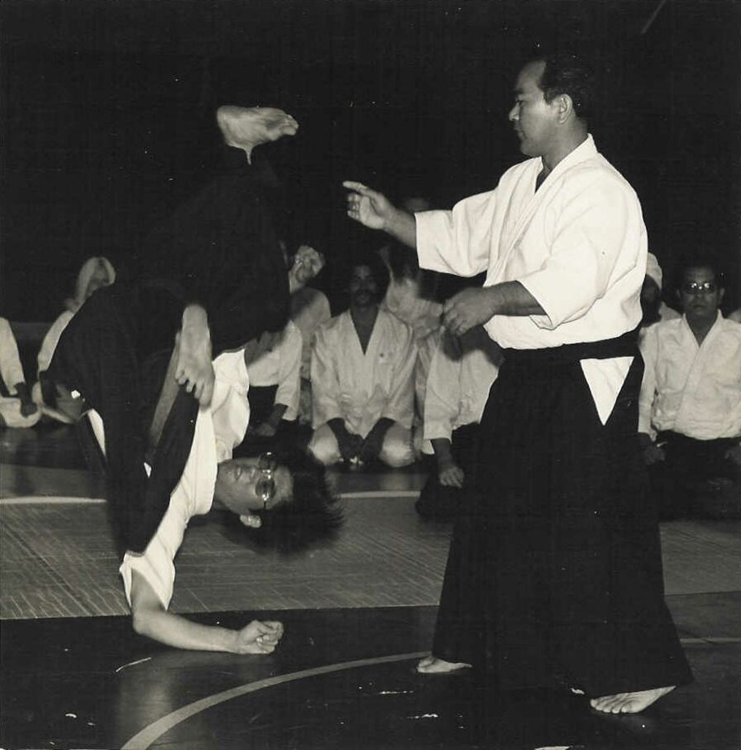 Câu chuyện về vị tổ sư Ueshiba Morihei của Aikido | iSenpai